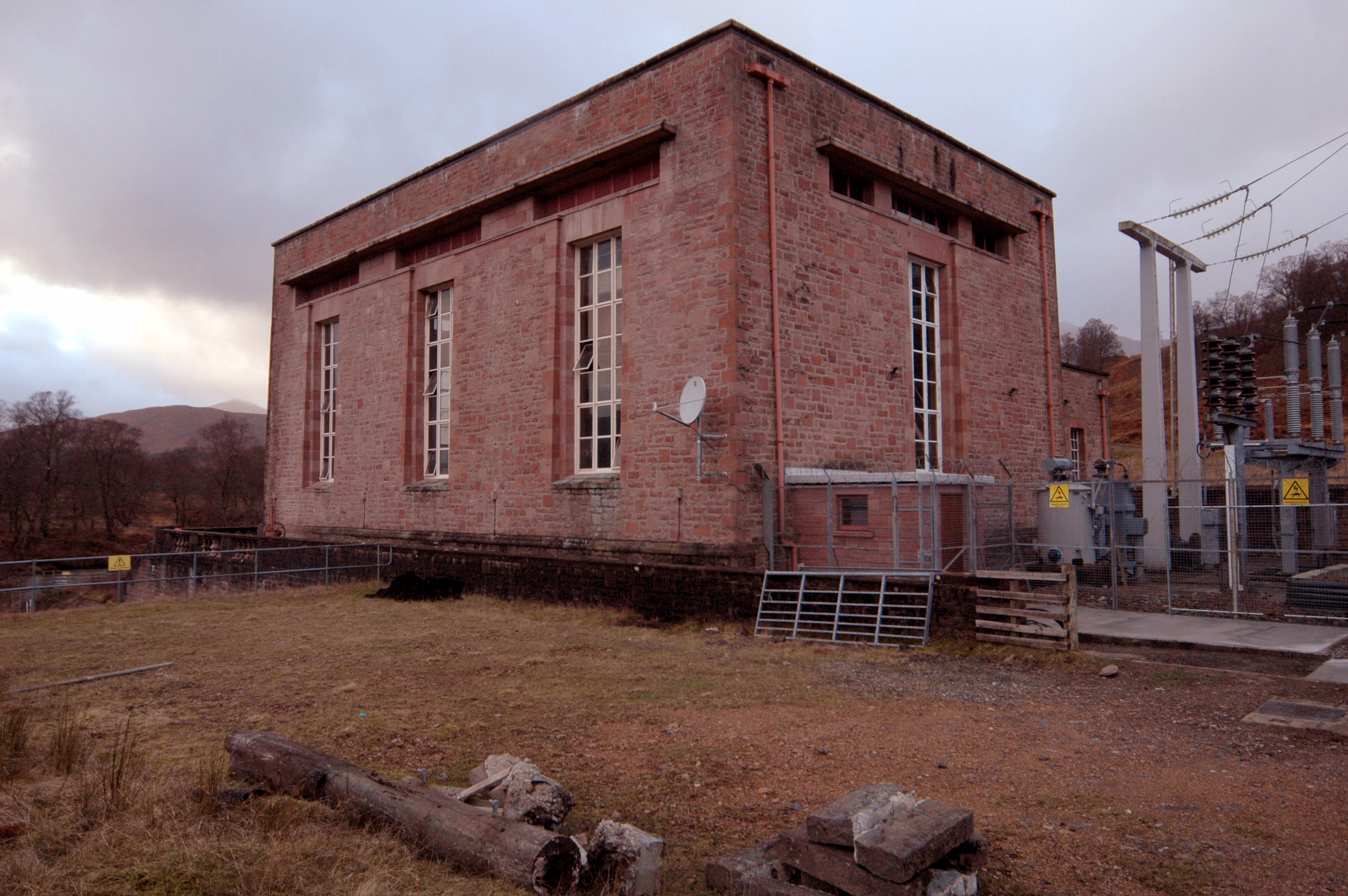 Subterranea Britannica: Sites: Quoich Power Station
